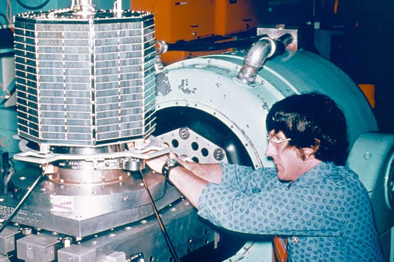 AMSAT-OSCAR 7 – AMSAT-Deutschland